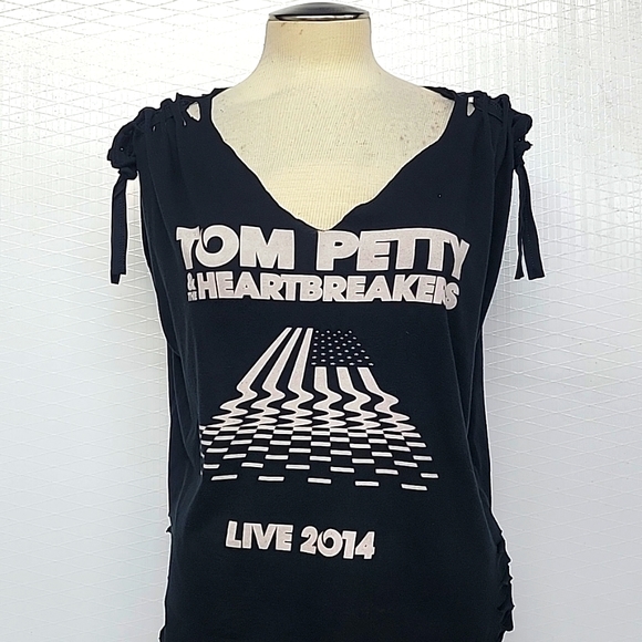 Tom Petty | Tops | Tom Petty The Heartbreakers Rock Band Concert Muscle ...